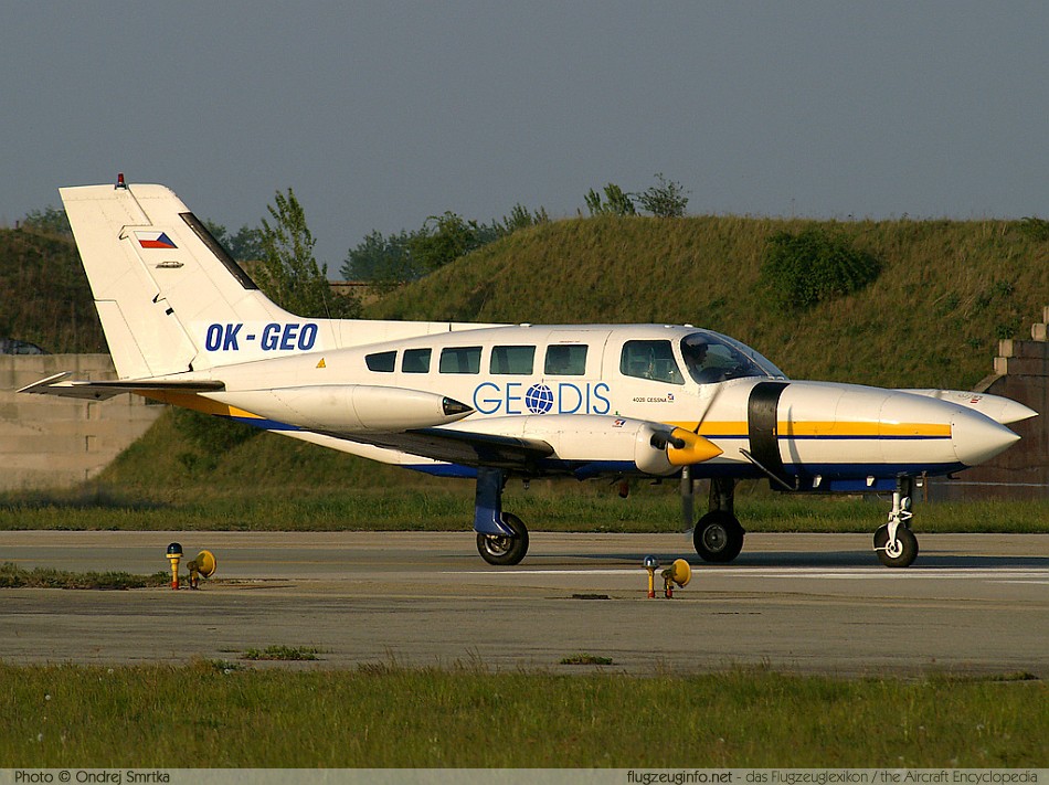 Cessna 401 402 Specifications Technical Data Description Cessna 401 402 Specifications Technical Data Description